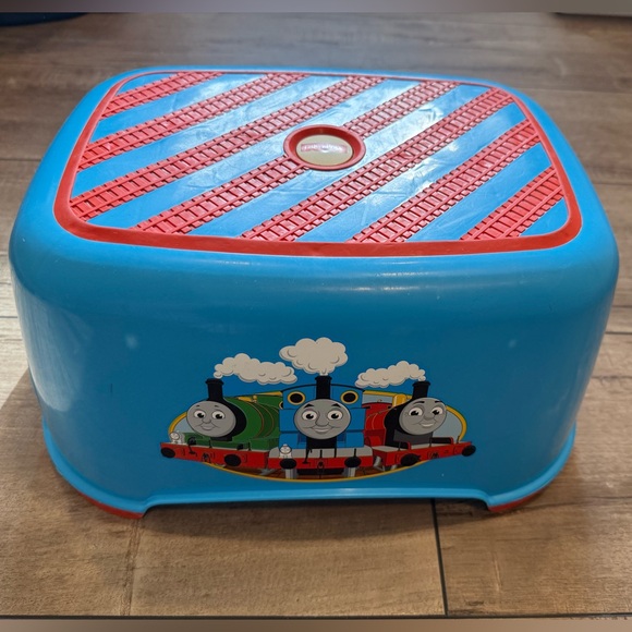 Fisher-Price | Toys | Fisherprice Thomas The Train Blue And Red Step ...
